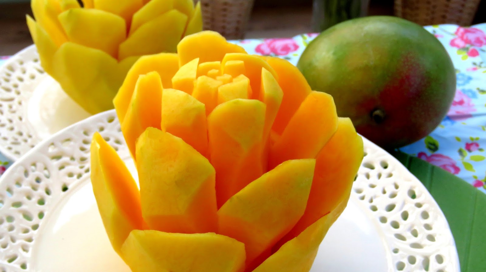 ItalyPaul - Art In Fruit & Vegetable Carving Lessons: Step By Step: How ...