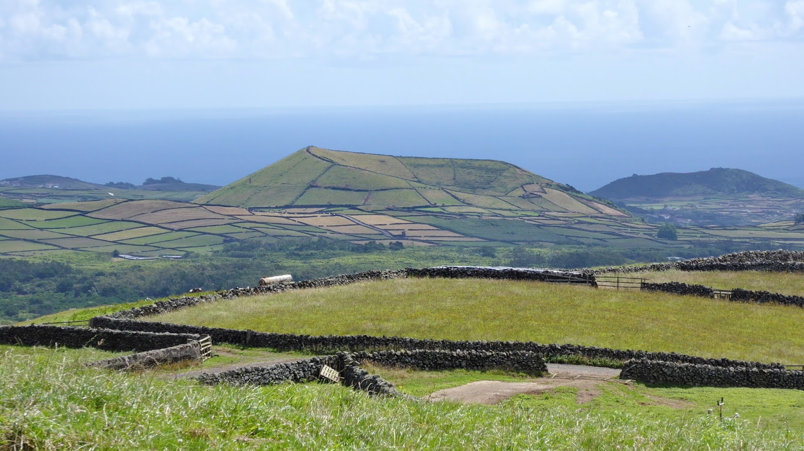 Flores, viajes y más: 11. Terceira - Serra do Cume - Serra de ...
