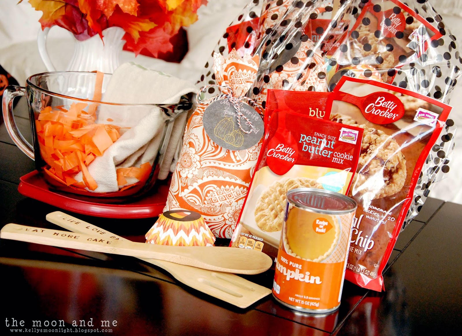 The Moon and Me: Bake Yourself Silly Gift Basket DIY