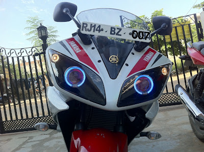 yamaha r15 v2: devil light yamaha r15 v2