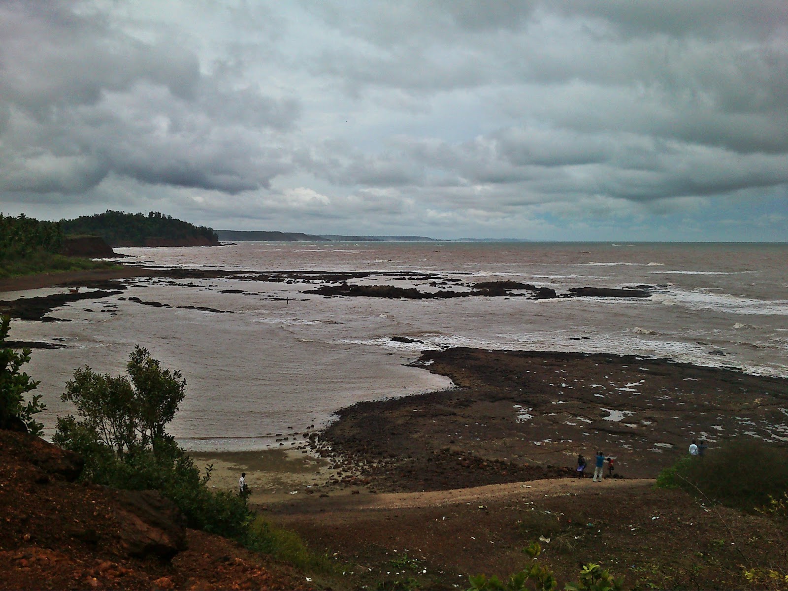 NIfISH tRAVELOGUES: Redi Beach (Sindhudurg)