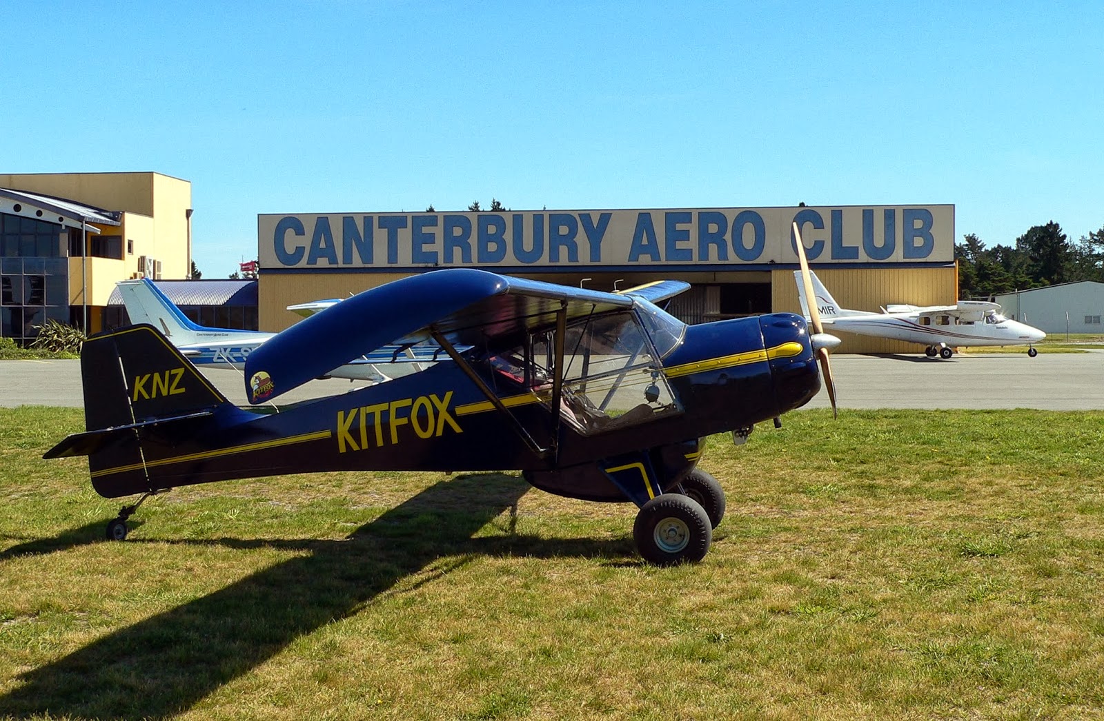 NZ Civil Aircraft: Kitfox ZK-KNZ at NZCH.