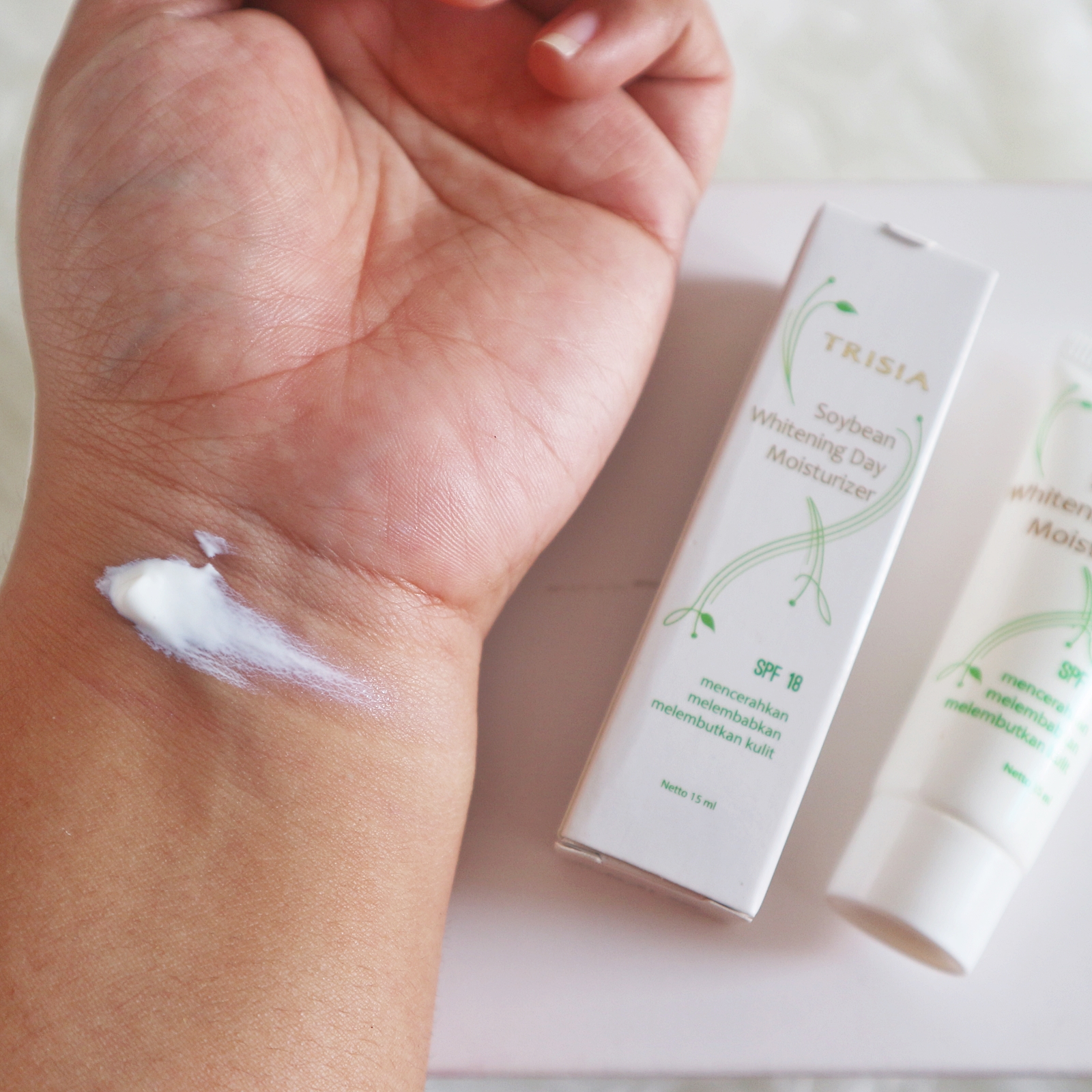 Review: Trisia Skincare Soybean Whitening Series