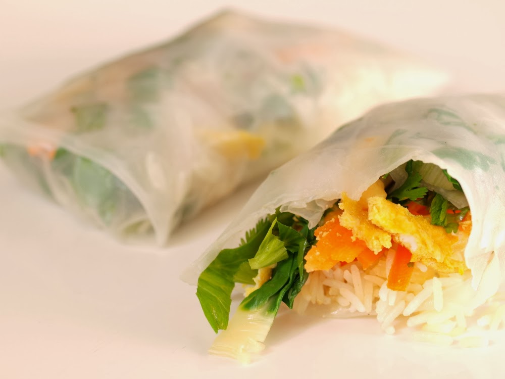 Uma ovelha no quintal: WRAPS COM FOLHAS DE PAPEL DE ARROZ