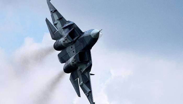 Military and Commercial Technology: Sukhoi T-50 PAK-FA fighter to be ...