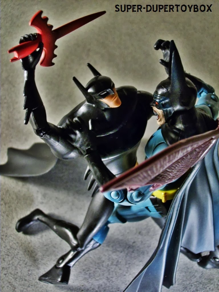 Super-DuperToyBox: Batman Unlimited Vampire & Beware the Batman