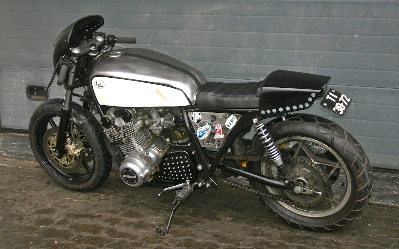 GS1000 II by Lab Motorcycle - Inazuma café racer
