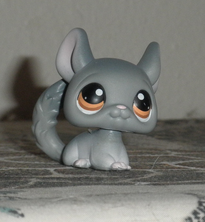 Collectomania: LPS Chinchillas
