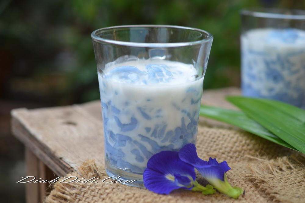 Diah Didi's Kitchen: Dawet Bunga Telang