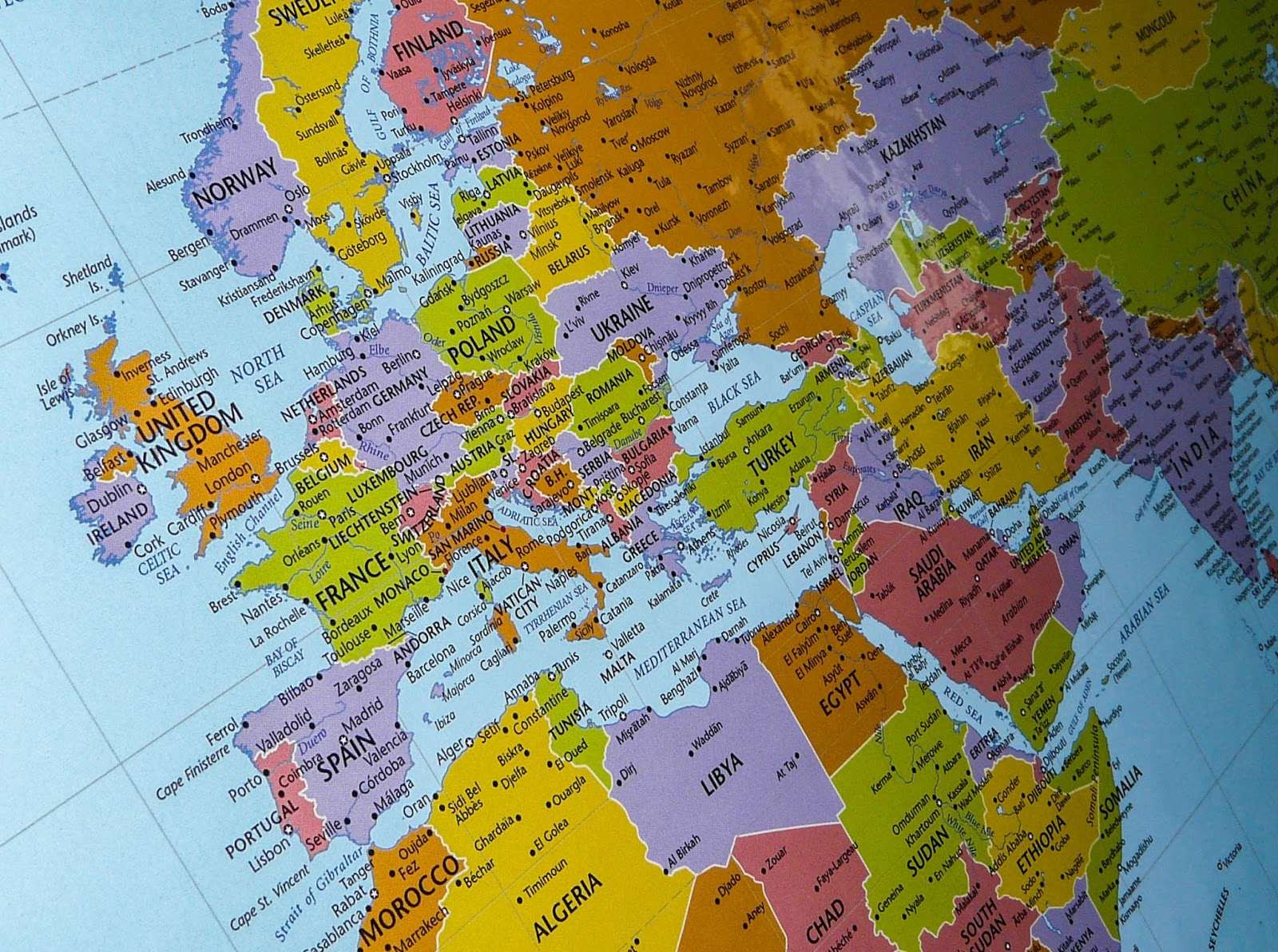 Mapa świata - tablica suchościeralna | Maluszkowe inspiracje