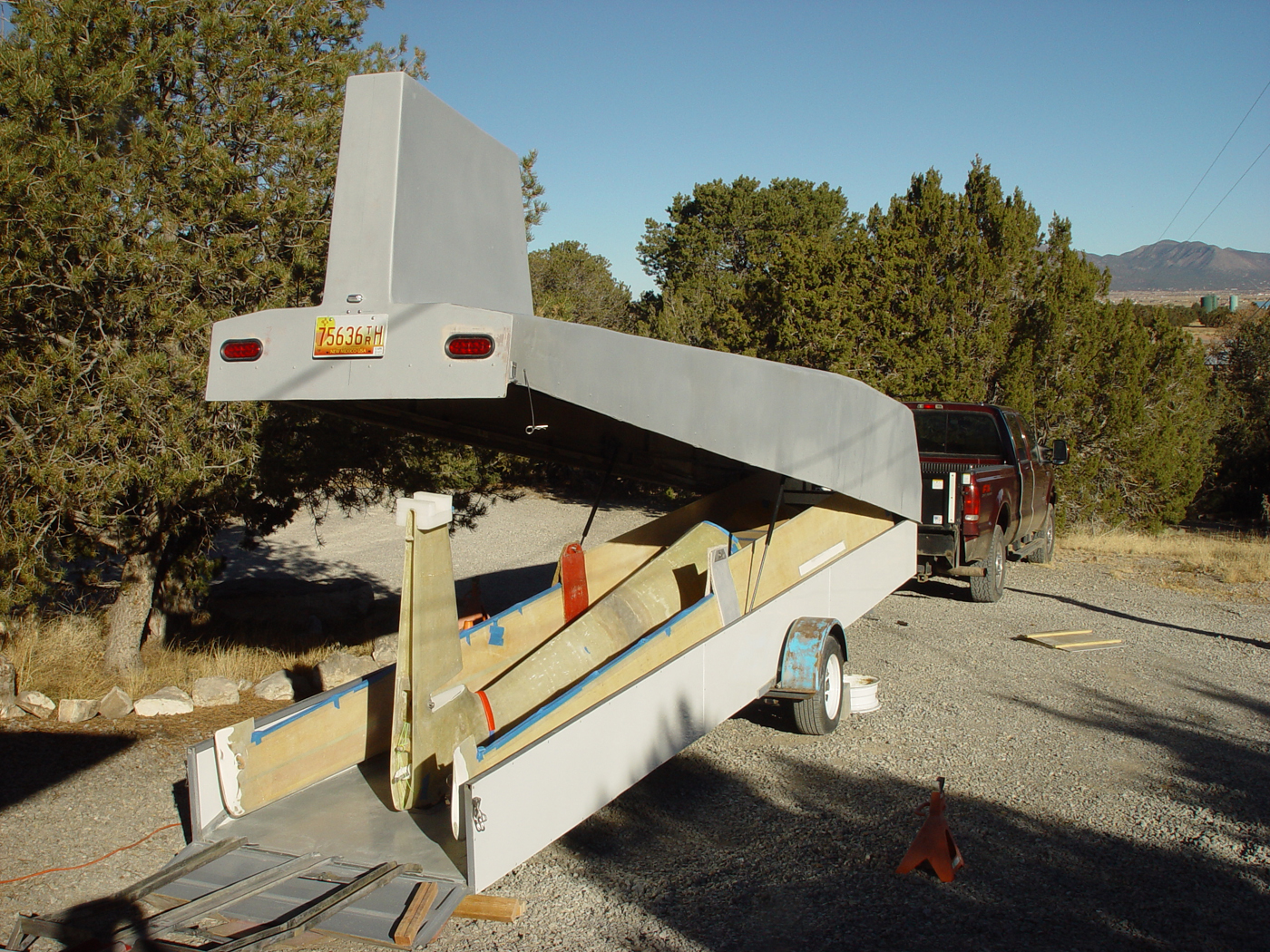 To fly the Libelle: The Trailer! Part 8 - Struts and stuff!