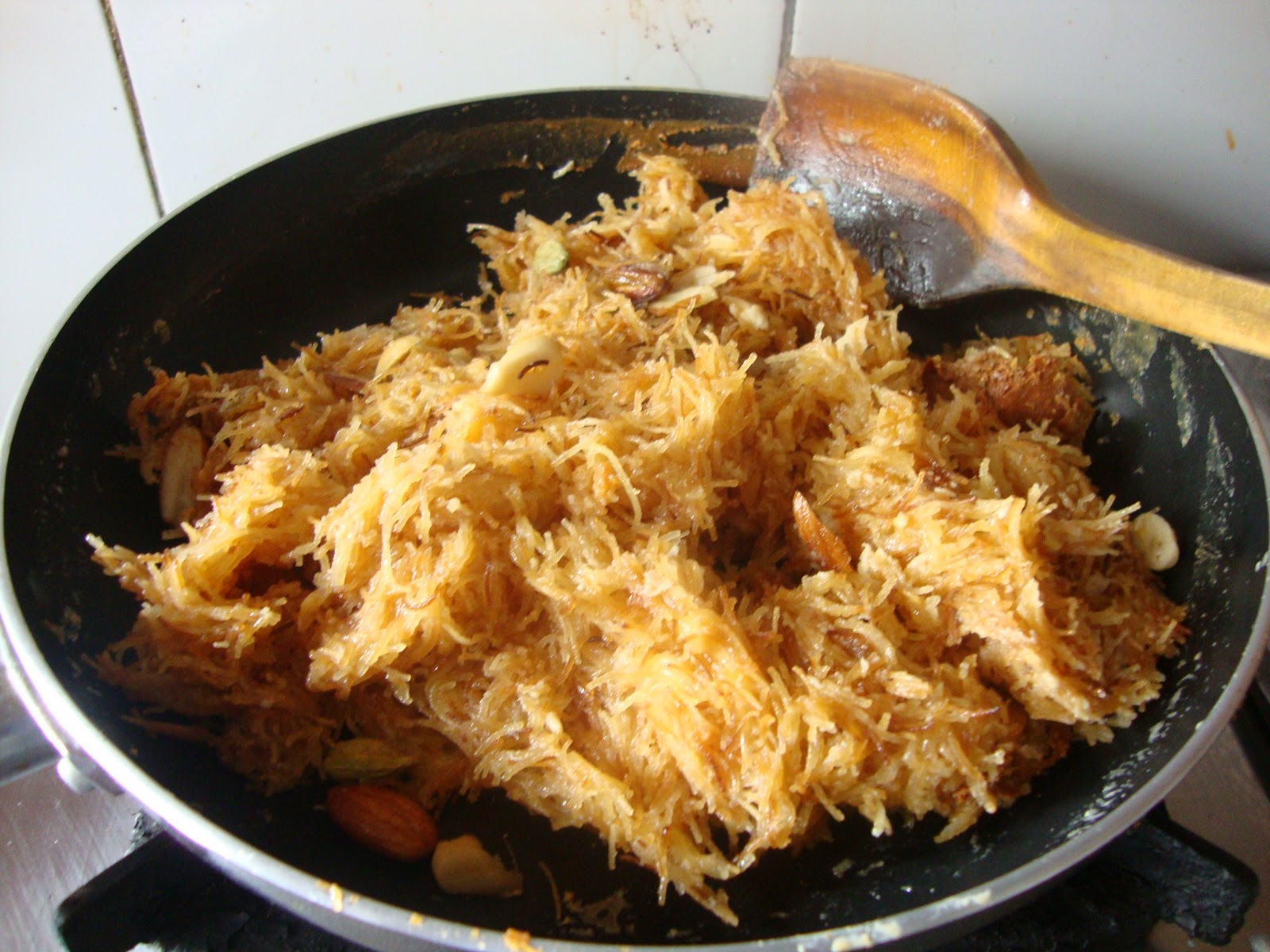 Cooking Delights: Qewami Sewain