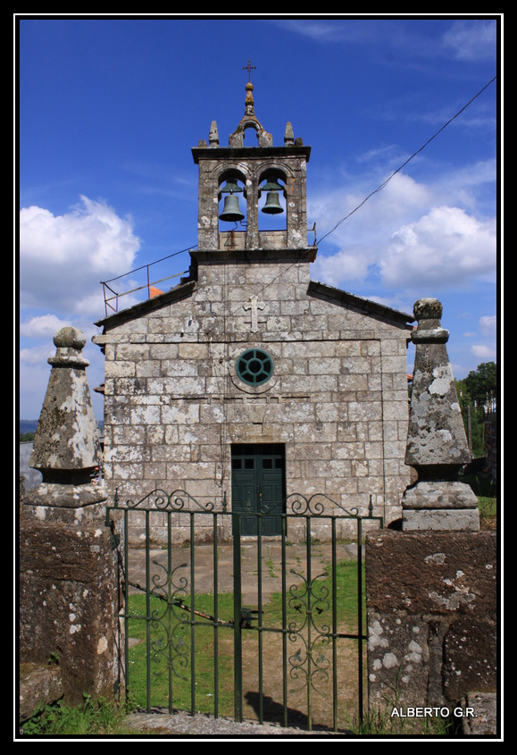 GALICIA PUEBLO A PUEBLO: IGLESIA DE PARAMOS, VAL DO DUBRA