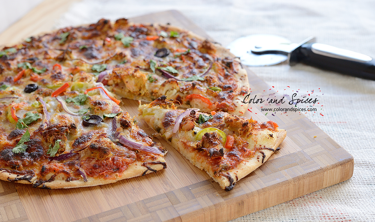 Color and Spices: Chicken tandoori pizza..