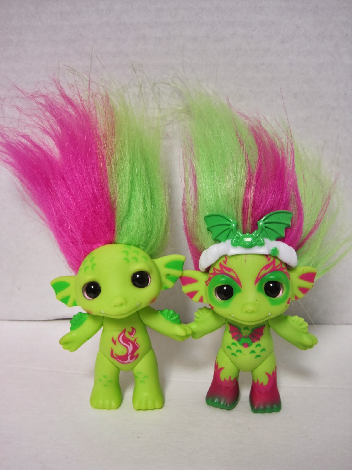 Never Grow Up: A Mom's Guide to Dolls and More: Zelfs Series 2 Review! :D