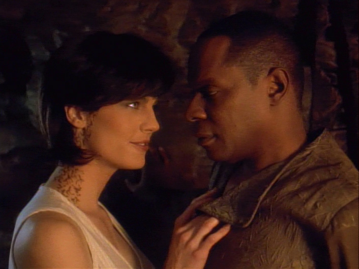 Doux Reviews: Star Trek Deep Space Nine: Through the Looking Glass