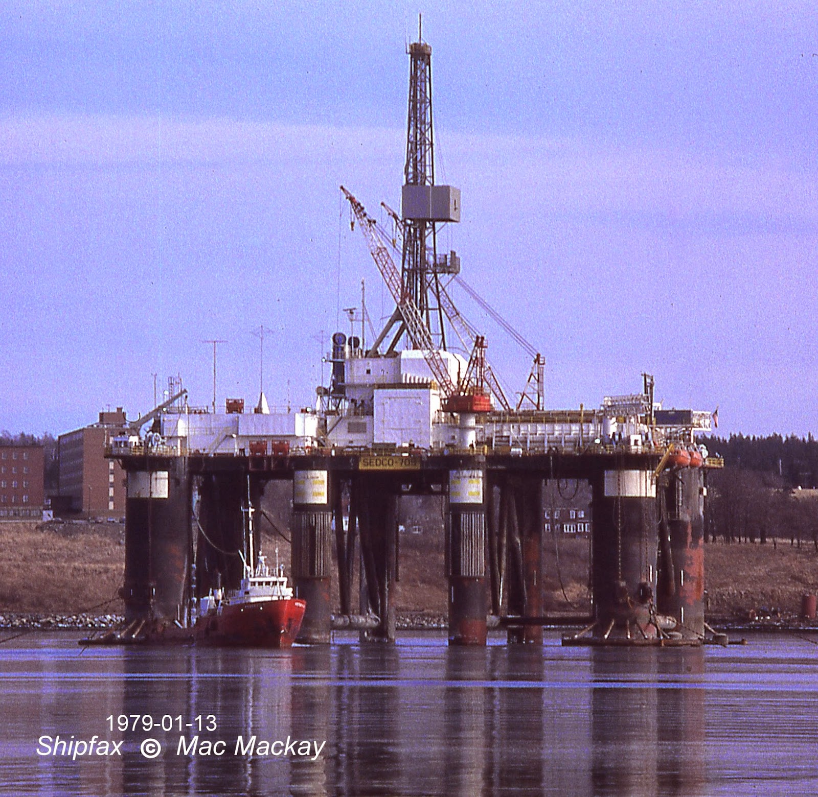 Shipfax: SEDCO 709 in trouble - updated