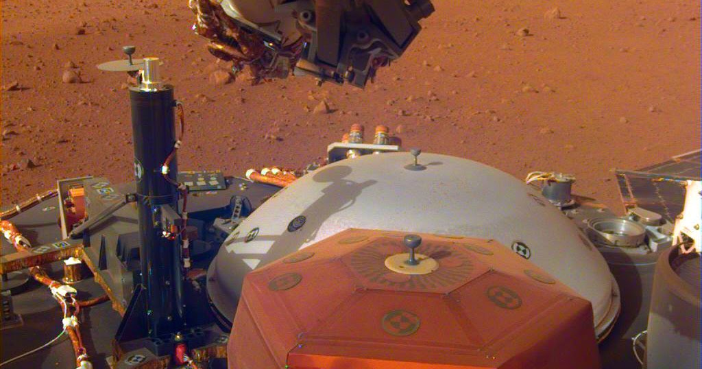 NASA PhotoNews: Sound and Light Captured by Mars InSight
