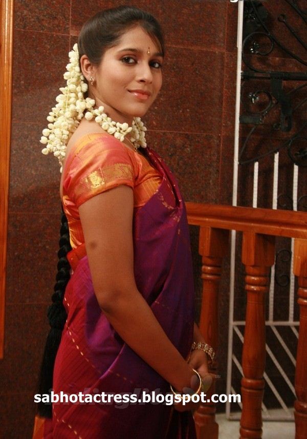 Bhavana Actress Hot: Rashmi Gautam Hot Navel And Armpit Show in Saree ...