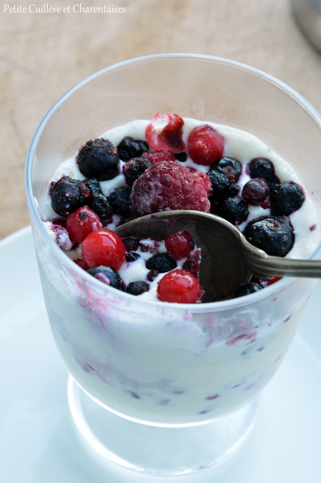 Petite Cuillère et Charentaises: Coupe givrée Mascarpone et Fruits rouges