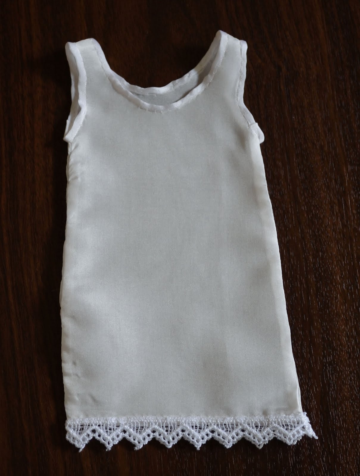 The Thirteenth Depository - A Wheel of Time Blog: Nynaeve Outfit 1