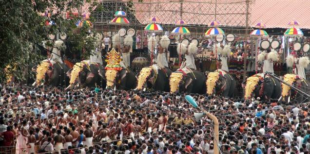 Thirunakkara Pakalpooram 2012 ~ Sandeep