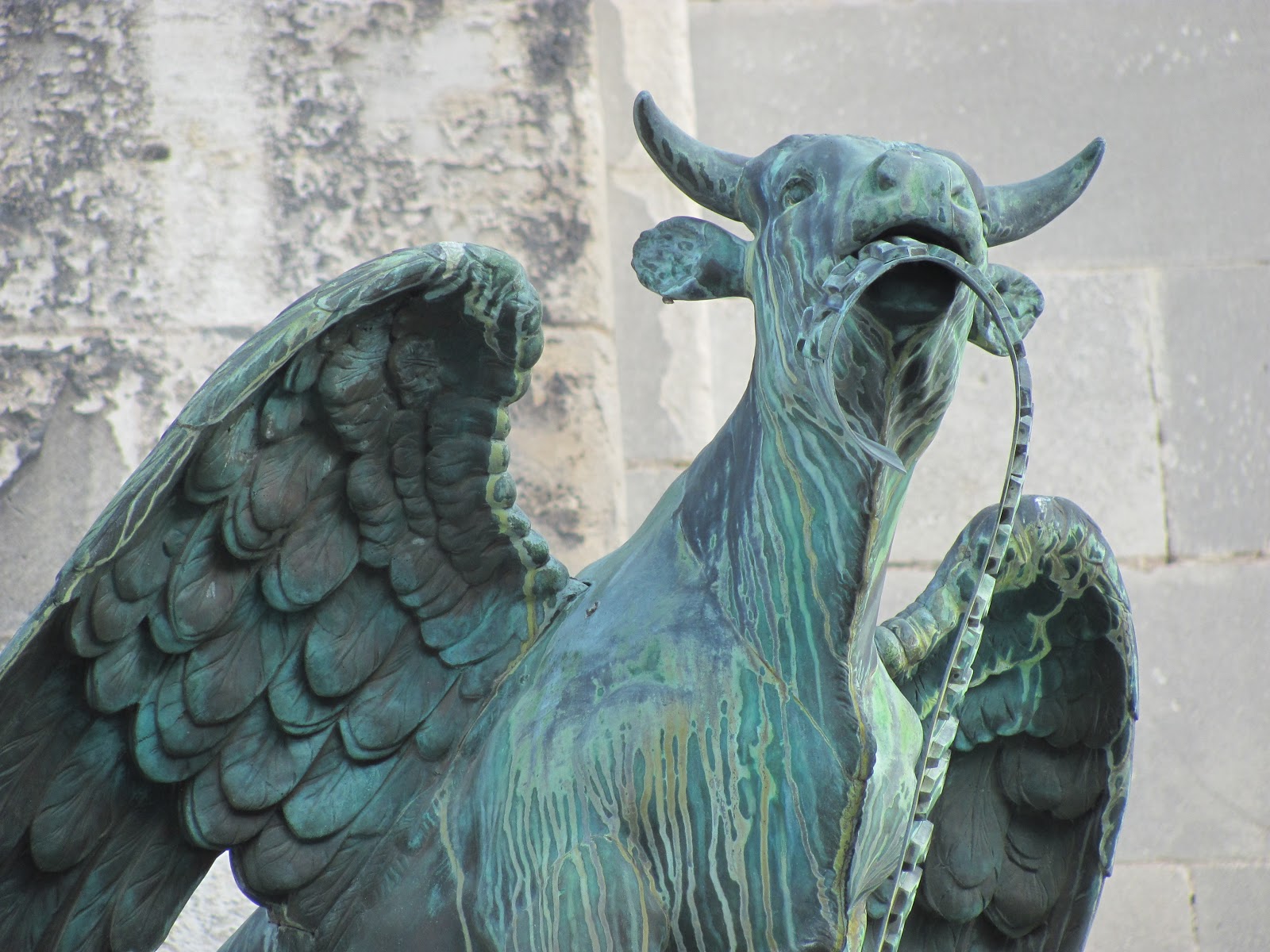 Blythe Dolls' Bon Voyage: Nancy - mostly Gargoyles