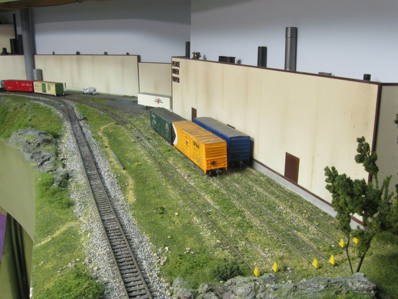 CP Rail Manitoba & Minnesota Subdivision: The World is Flat(s)