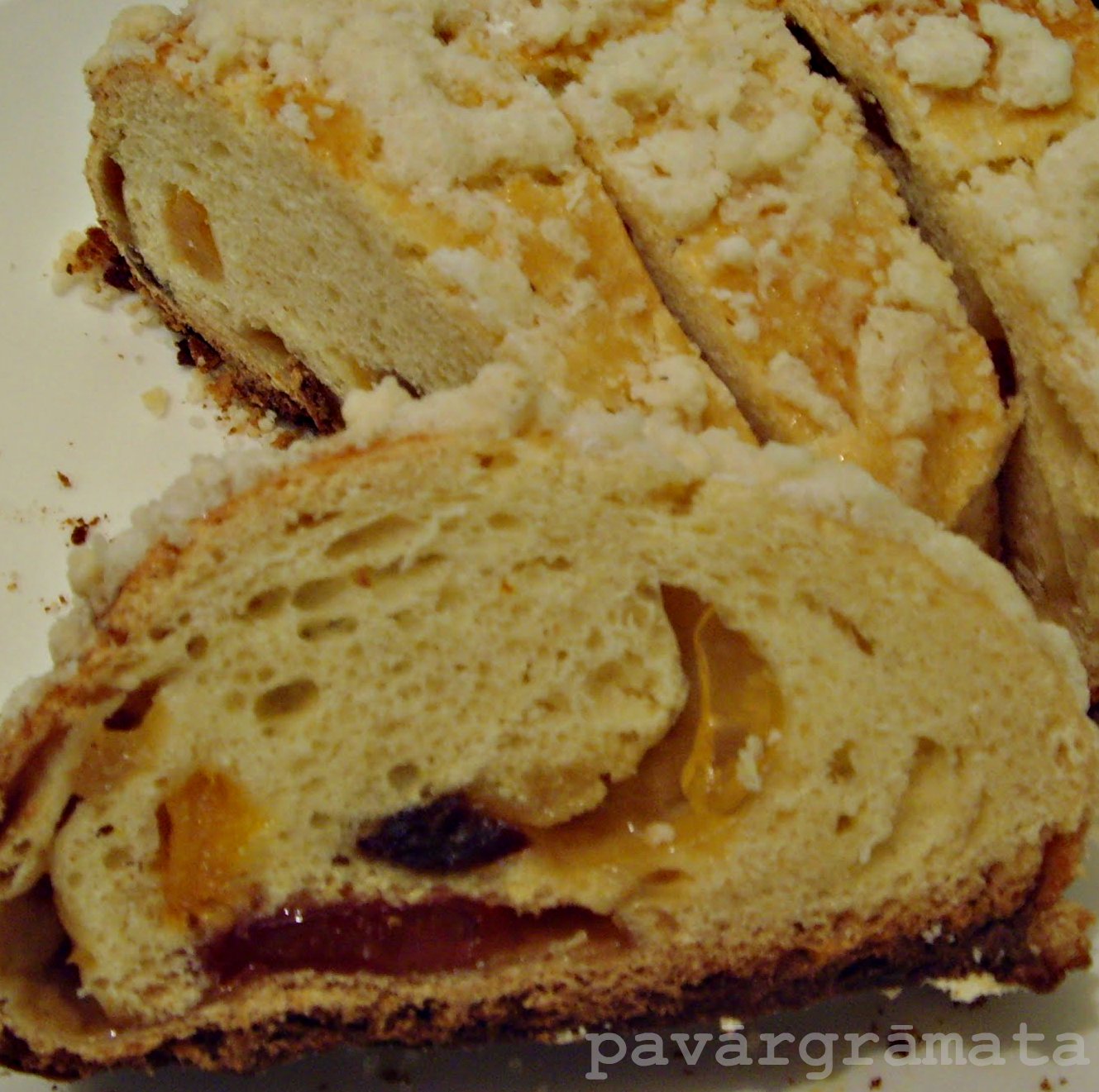 Lindas pavārgrāmata: Svētku kliņģeris