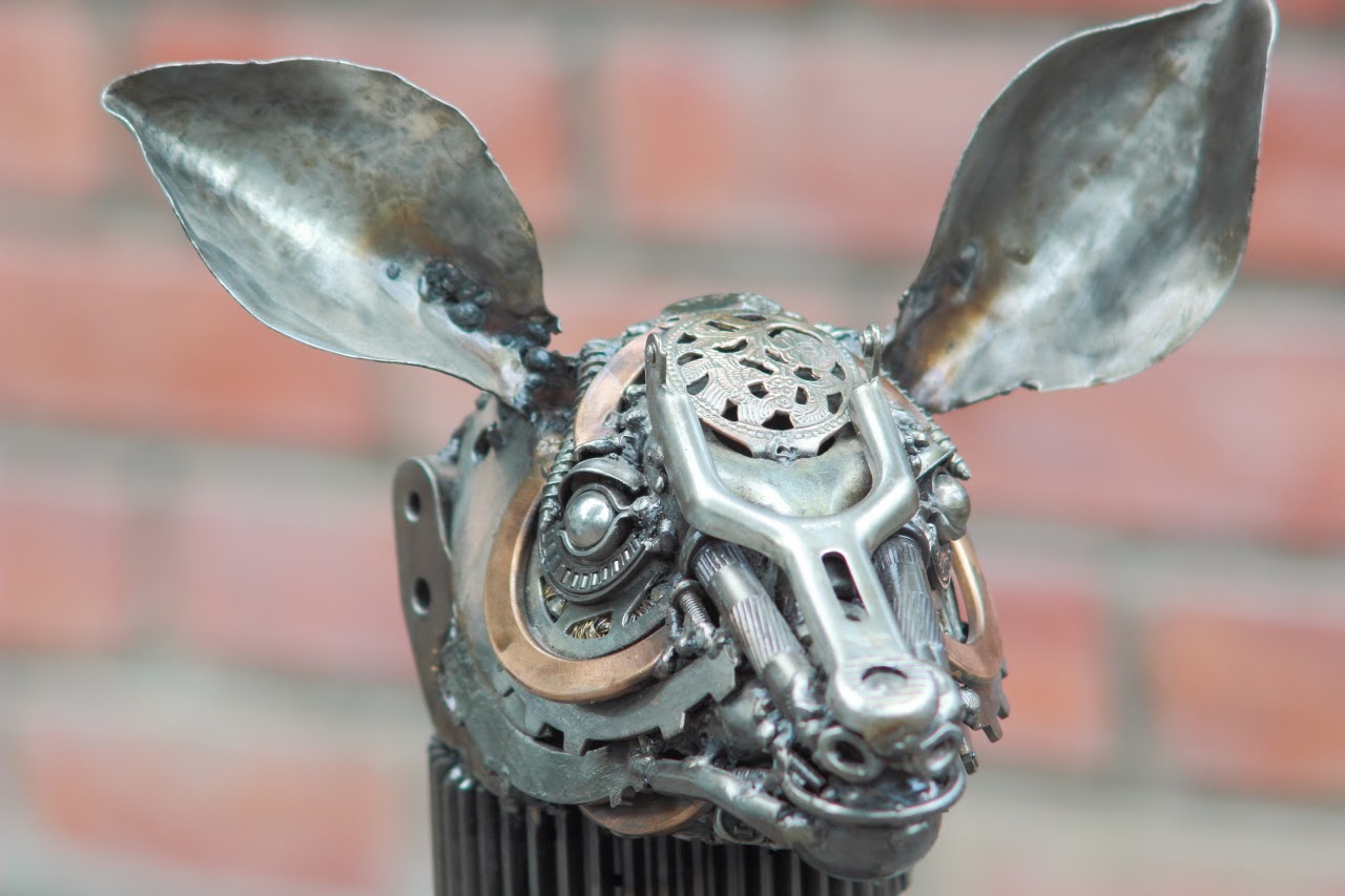 Kangaroo metal sculpture
