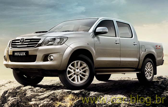 Toyota Hilux 2012 muda para manter liderança: fotos, preços e ficha técnica