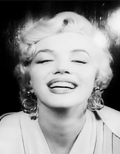 * Freak Muffin *: Escada Magnetism