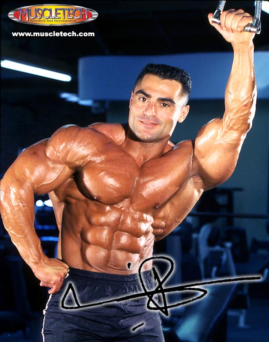 Muscle Lover: Ahmad Haidar from Lebanon