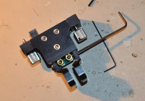 Patrick's VK2PN blog: KX3 Paddle modification