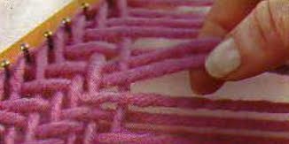 Tejidos y Telares: Punto espiga en telar triangular