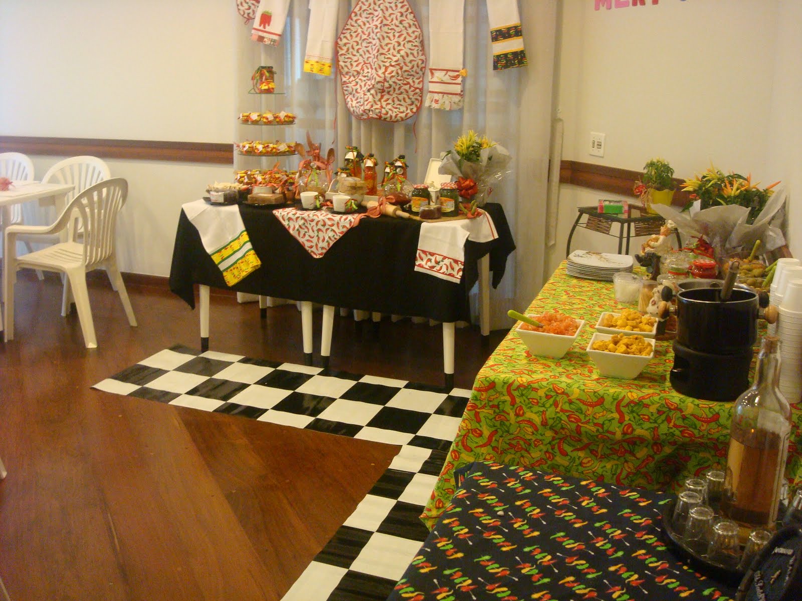 Vanessa Romão Gastronomia e Festas: Chá Bar - Tema Pimentas