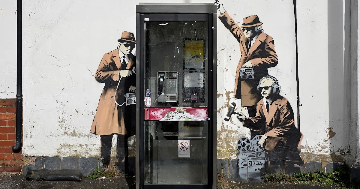 Rapadura Cult: Street Art: Spy Booth (A cabine espiã), de Banksy, em ...