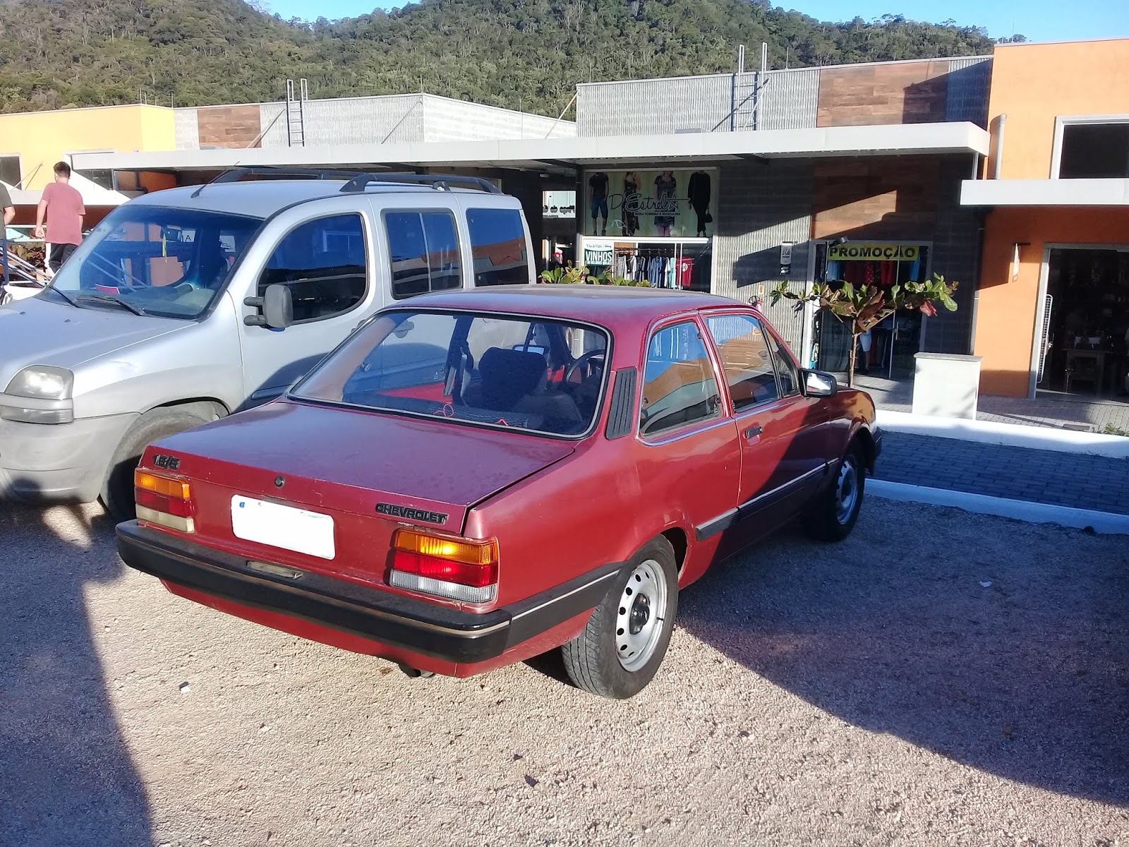 Crônicas Automotoras: Chevette SL 1988 (uma nova saga começa aqui)