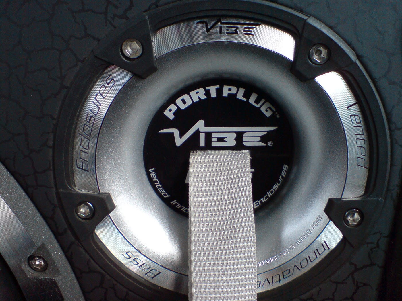 Vibe Subwoofer and Amp Box Fitted | MG Rover 25 Build Blog
