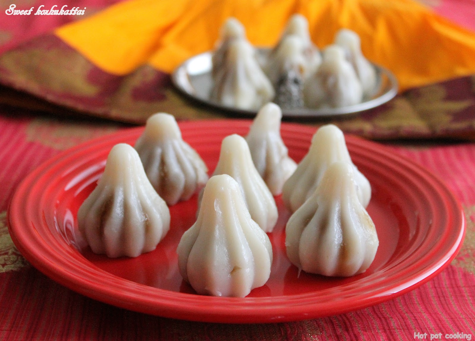 Hot pot cooking: Sweet kozhukattai | Modak (coconut filling)