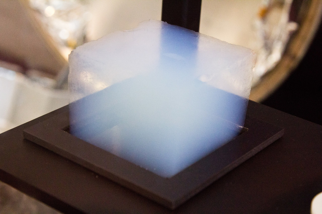 AEROGEL: EL MATERIAL MAS LIGERO DEL PLANETA