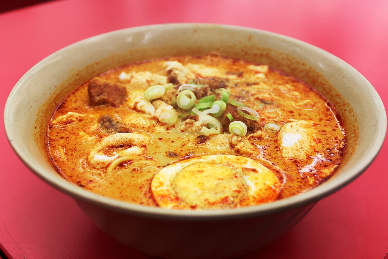 Headhunterz Zone: Chicken Curry Laksa - My Favorite Food Places in ...