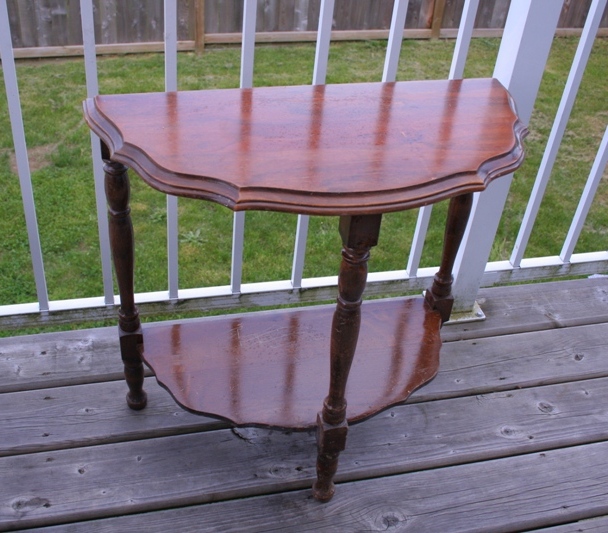 The Painted Key: Small Half-round Side Table