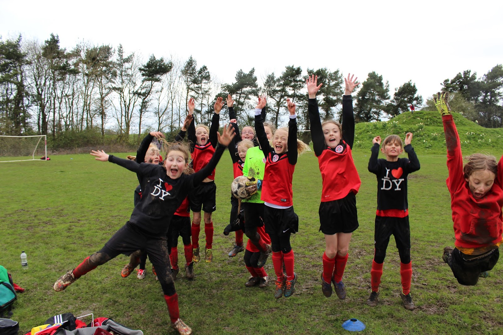 Scotton Scorchers JFC Girls News: Girls U10s and Development Squads
