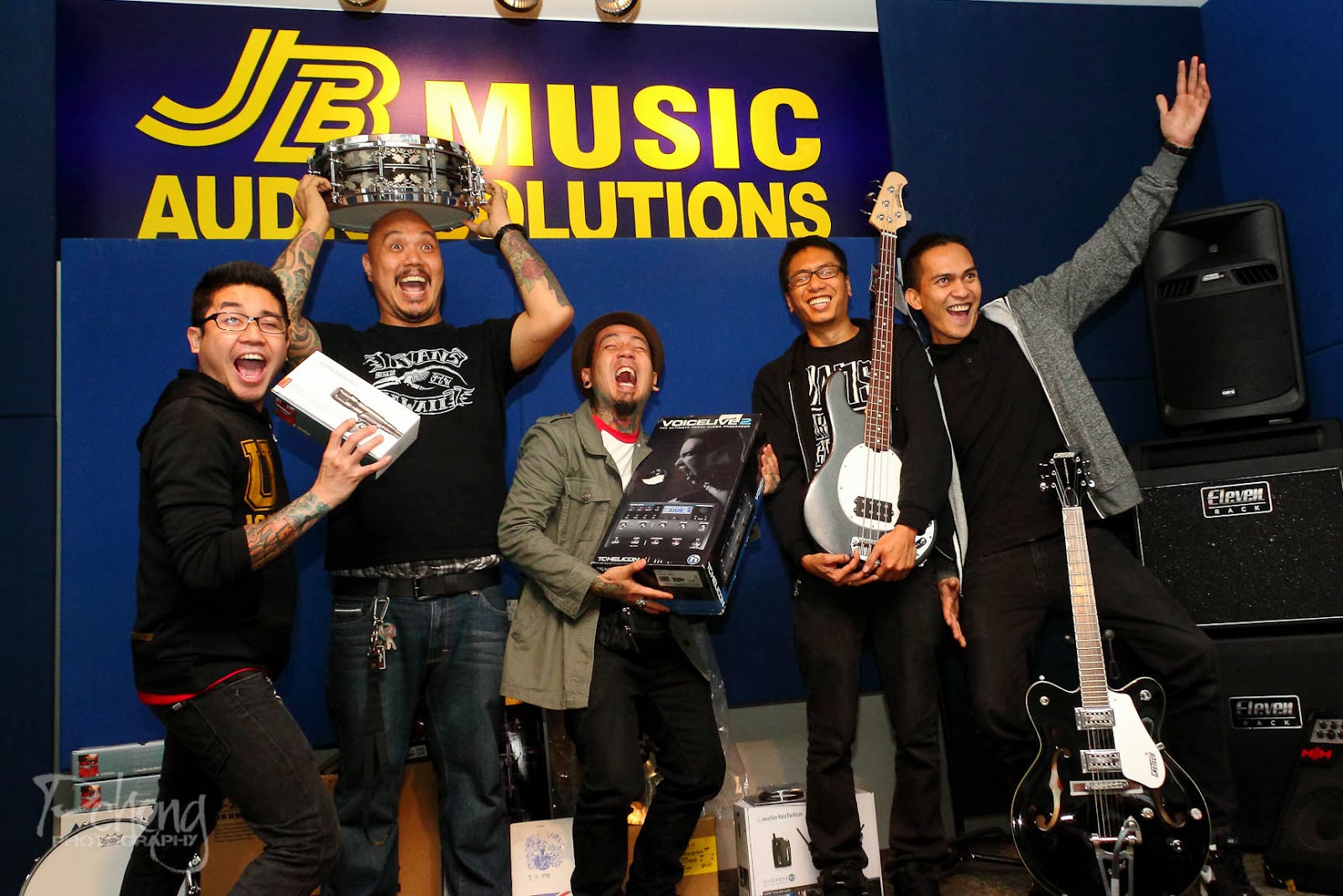 PCheng Photography: Kamikazee represents JB Music Philippines