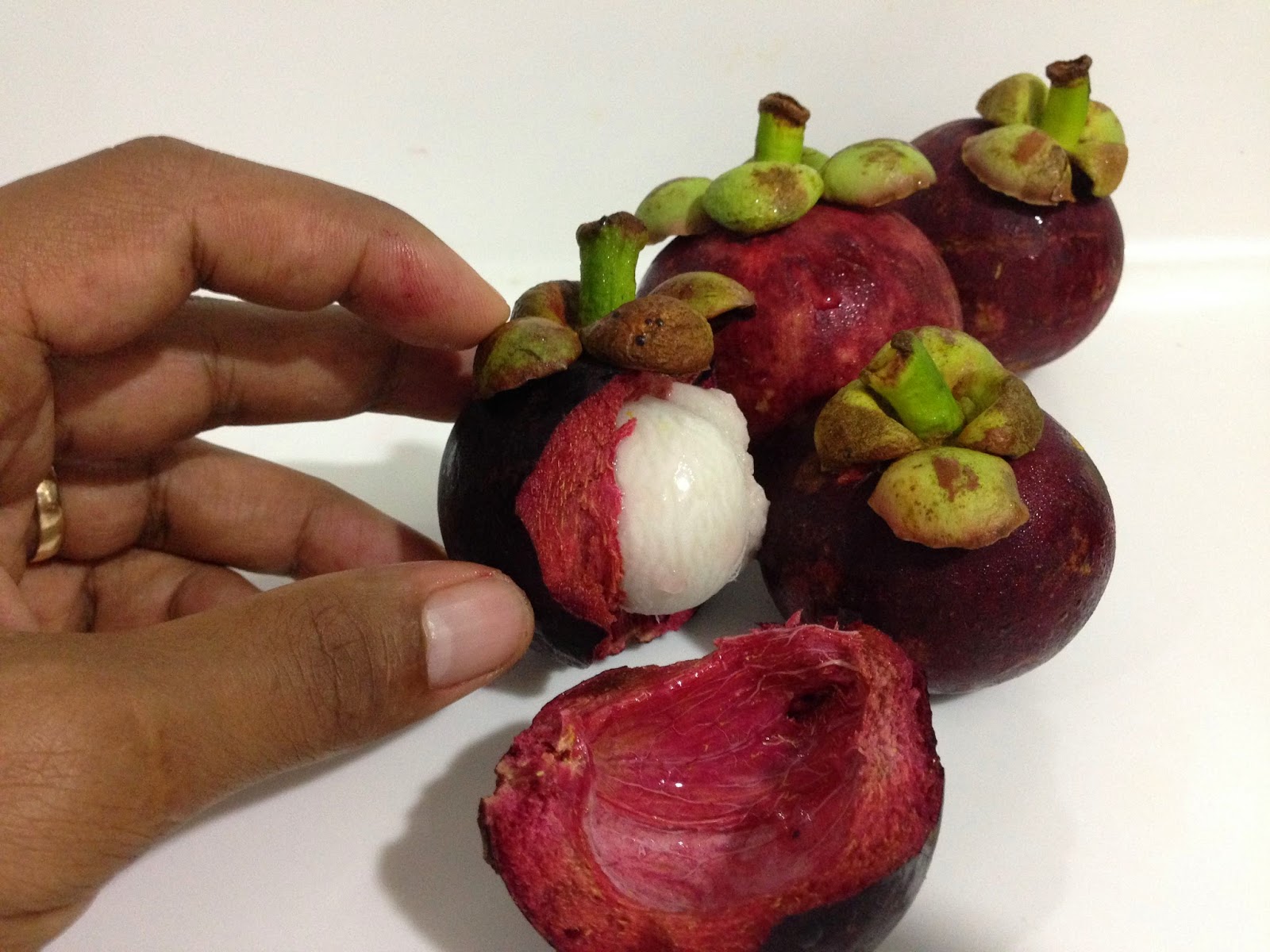 Mangoustan ou ramboutan ? - Un zeste de Singapour