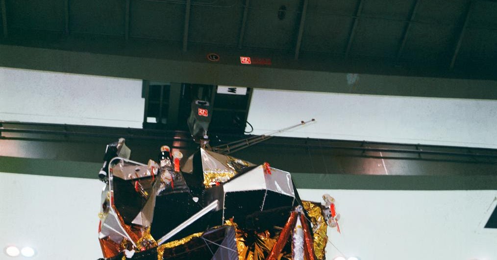 Apollo 11 Timeline: 1969/04/05: Spostamento del Modulo Lunare