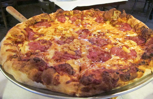 This Is Pizza: Impressions: Pritty Boys Family Pizzeria