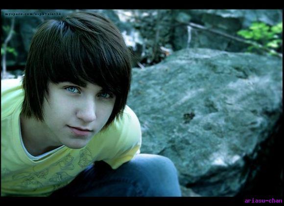Imagenes de chicos emo guapos - Imagui