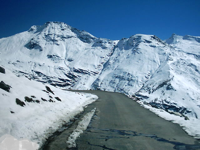 TRAVEL with Me: Manali, Himachal Pradesh